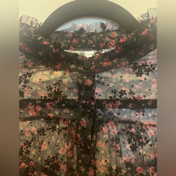 Zara | Tops | Zara Floral Print Long Sleeve Ruffle Blouse Medium ...